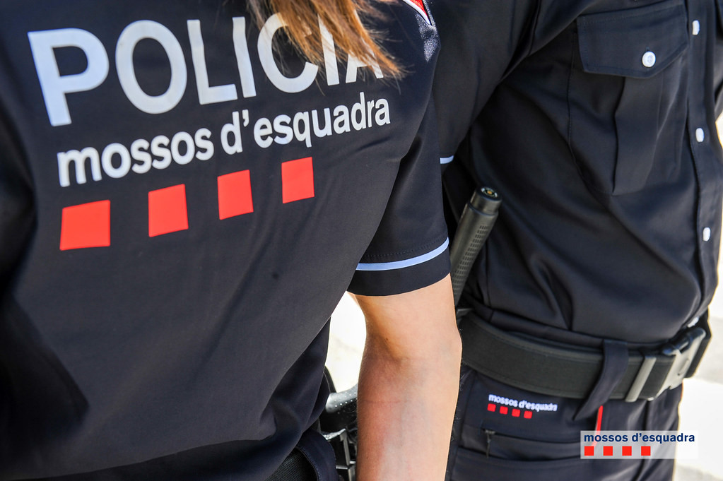 Los Mossos llevan a cabo una importante operación antidroga en el ... Los Mossos llevan a cabo una importante operación antidroga en el ...
